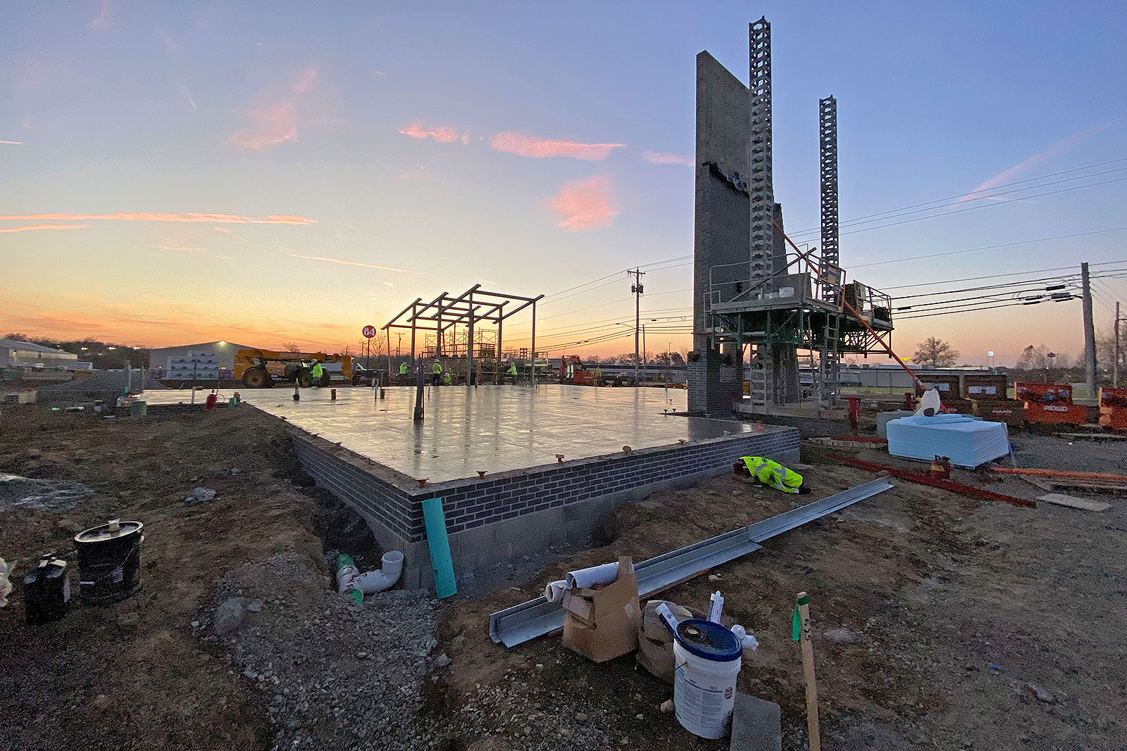 Milcon Concrete – Milcon specializes in extensive commercial concrete ...